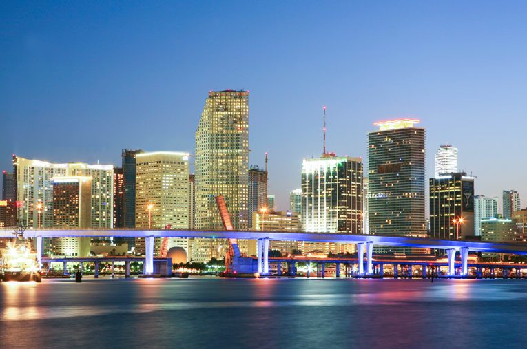 Miami International Airport (MIA) - Private Transfer in Miami - FLORIDA